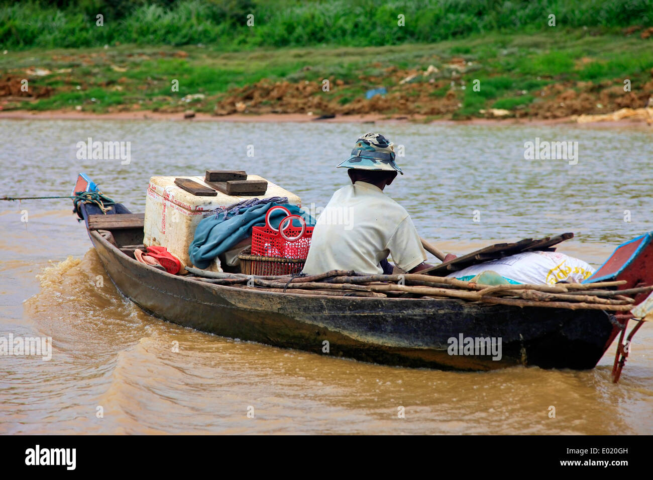 Kampong Phluck on Tonle Sap Lake Stock Photo - Alamy