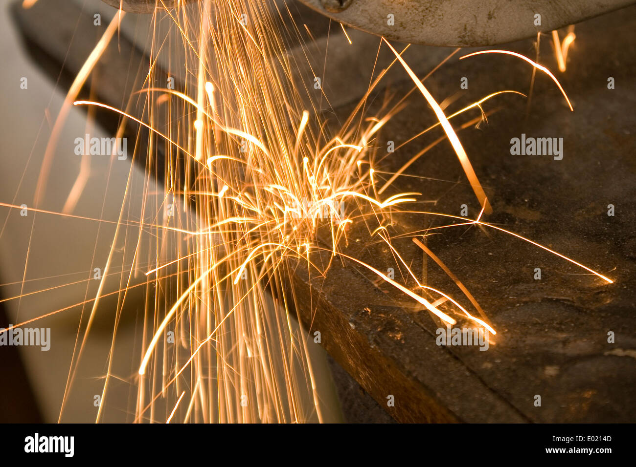 Bench grinder hi-res stock photography and images - Alamy
