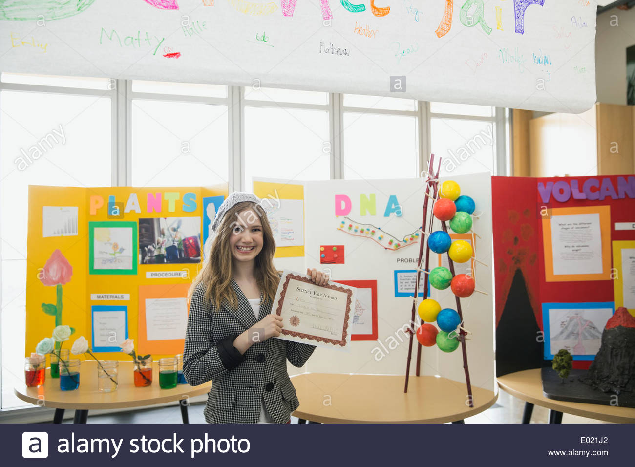 Girls award hi-res stock photography and images - Alamy