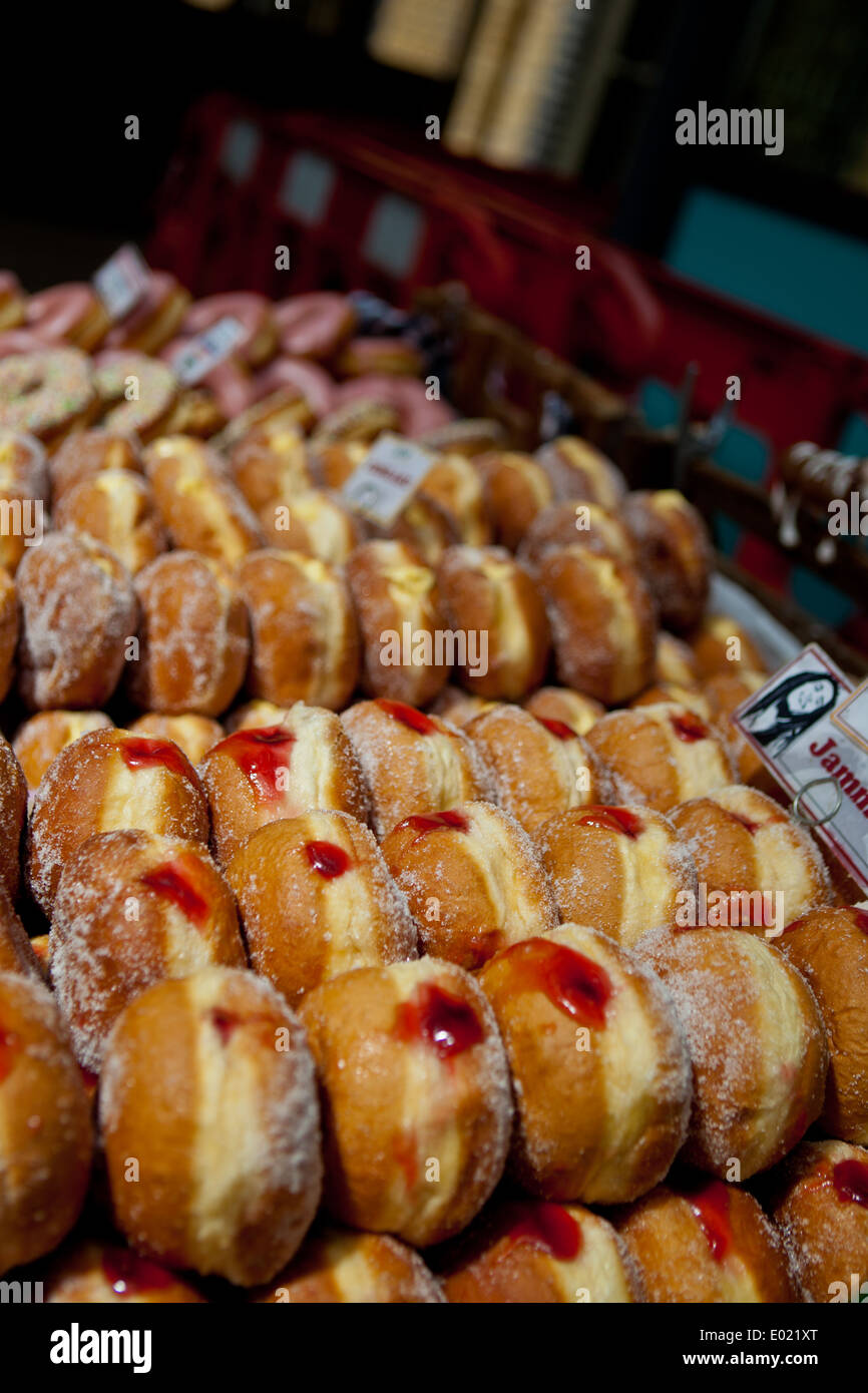 Doughnut stall doughnuts stall hi-res stock photography and images - Alamy