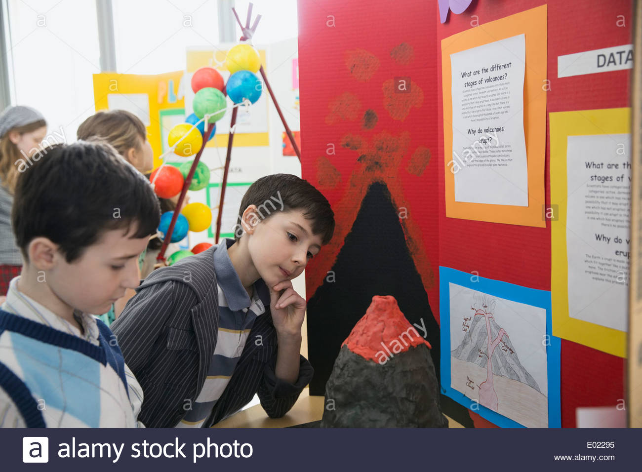 School science project volcano hi-res stock photography and images - Alamy