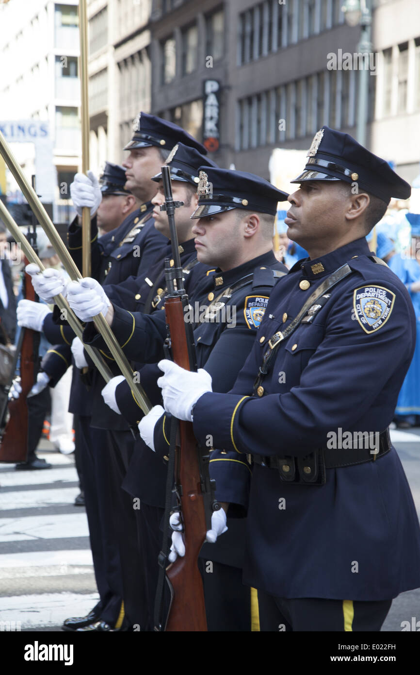 Police Color Guard leads the NYPD Marching band down Madison Ave. at ...