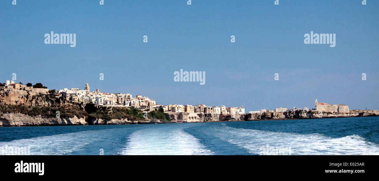 Puglia landscape hi-res stock photography and images - Alamy