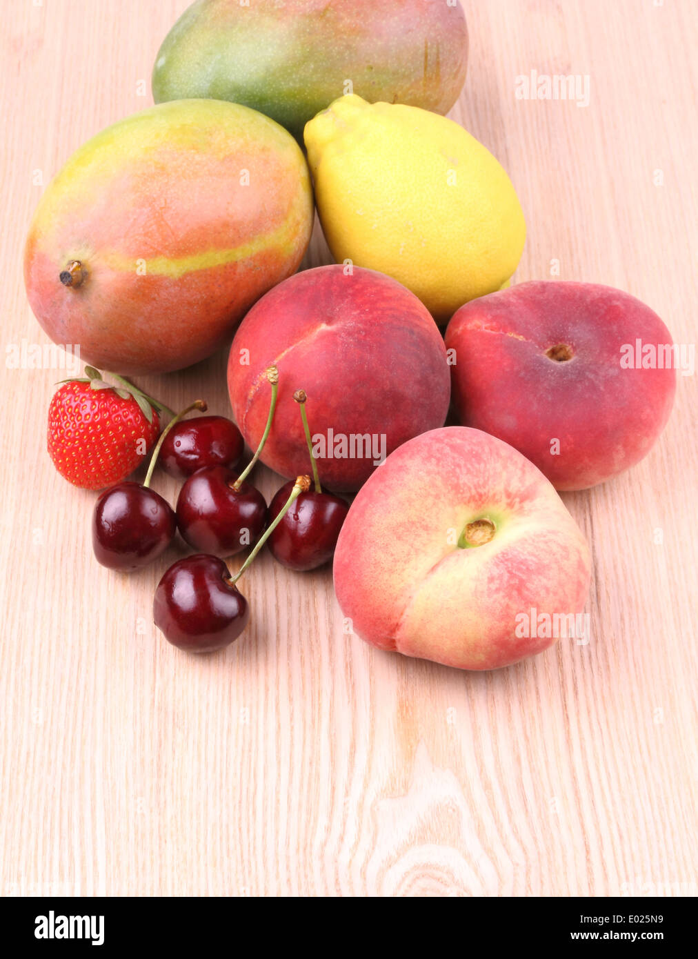 Lemon mango hi-res stock photography and images - Alamy