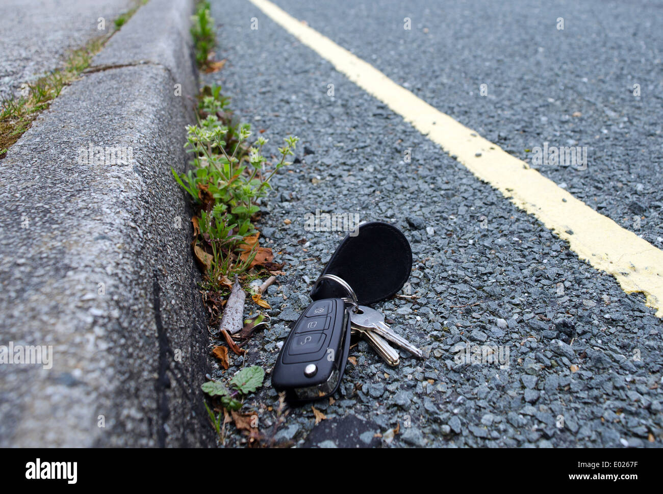 Lost key hi-res stock photography and images - Alamy