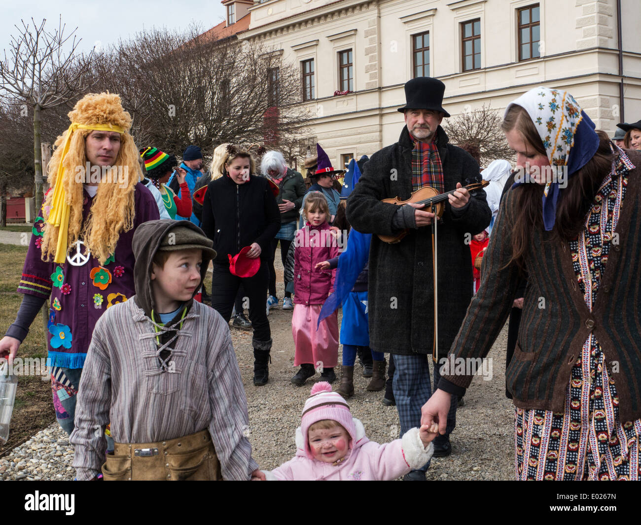 Carnival procession hi-res stock photography and images - Alamy