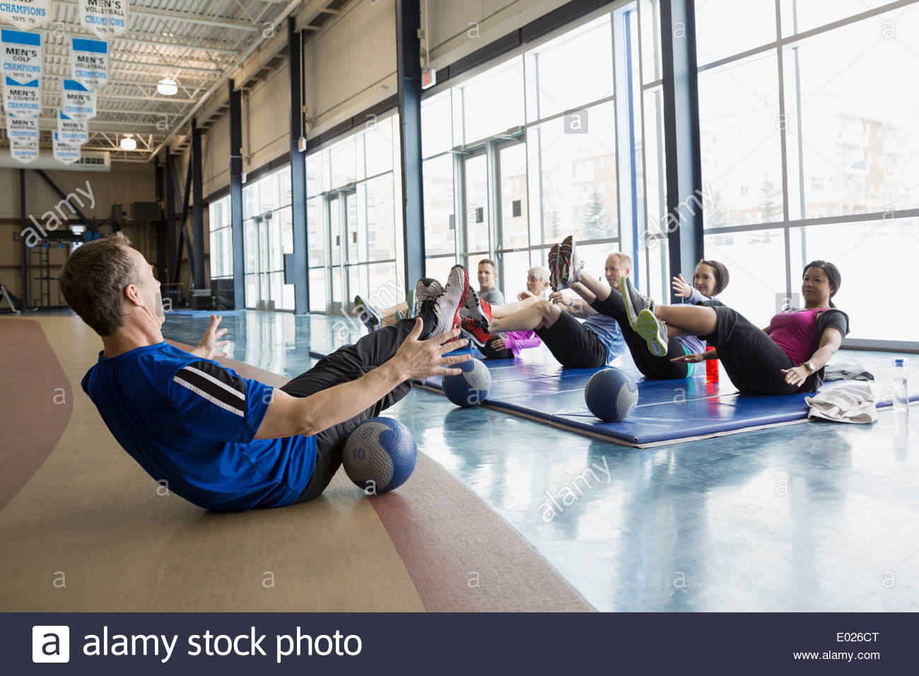 Woman teaching gym class hi-res stock photography and images - Alamy