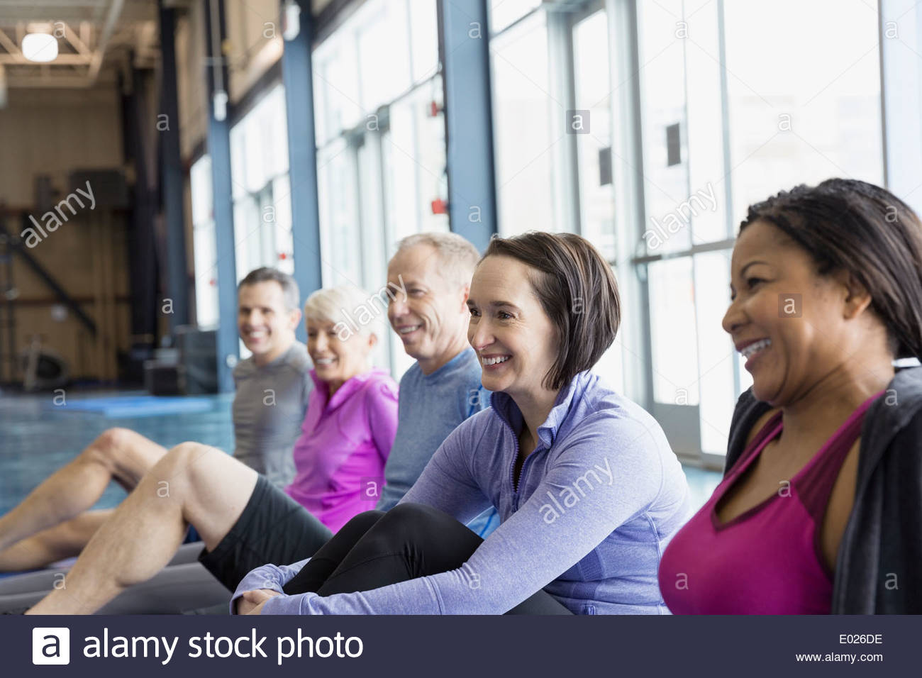 Group exercise hi-res stock photography and images - Alamy