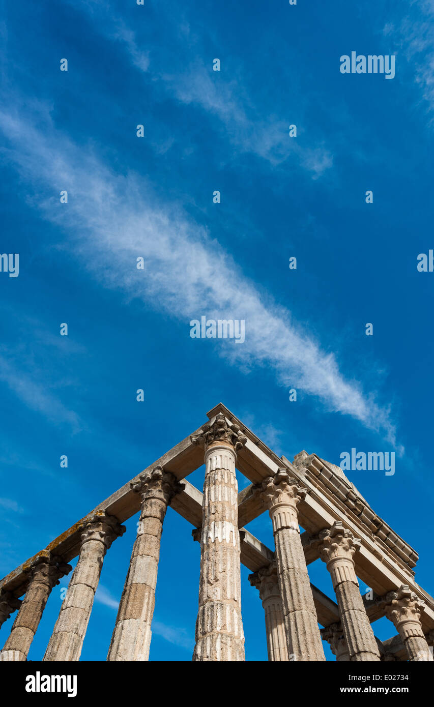 Roman temple column hi-res stock photography and images - Alamy