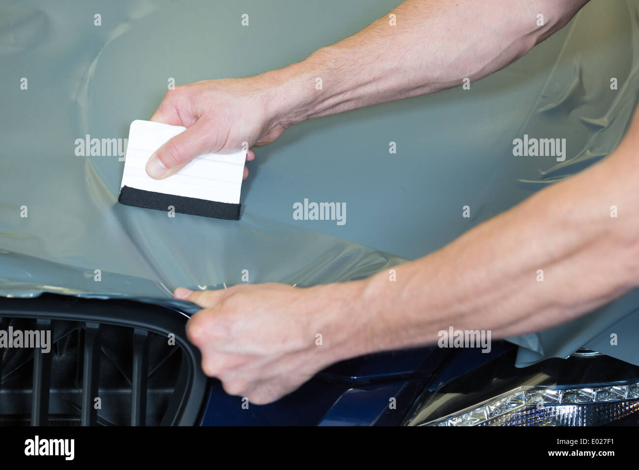 Straighten car hi-res stock photography and images - Alamy