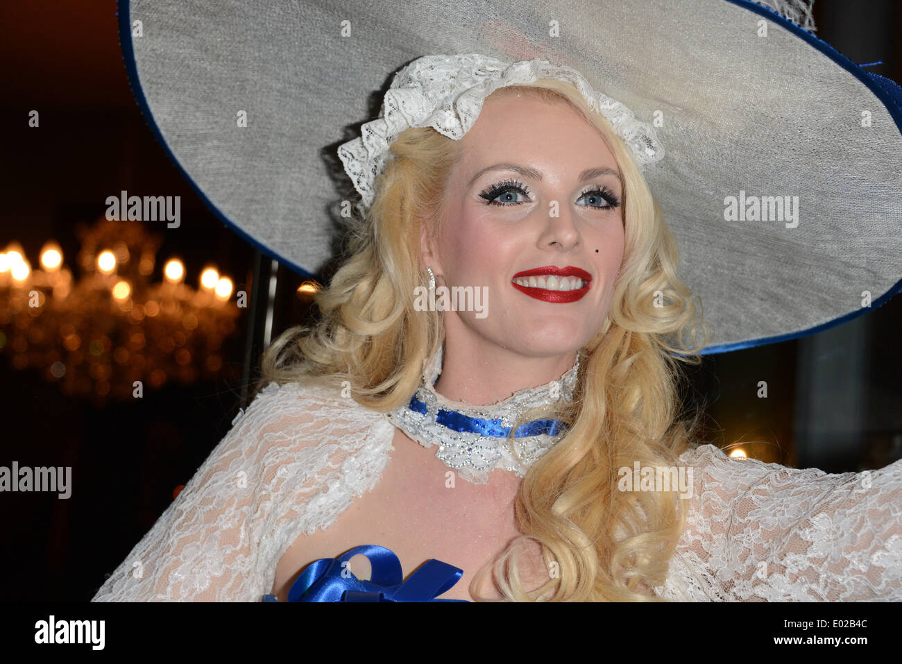 London Enlgand, 29th April 14 : Isabella Bliss performs Burlesque at ...