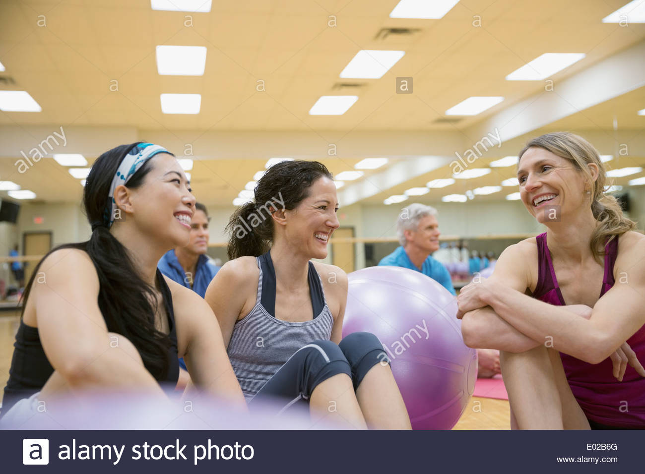 Laughing yoga class hi-res stock photography and images - Alamy