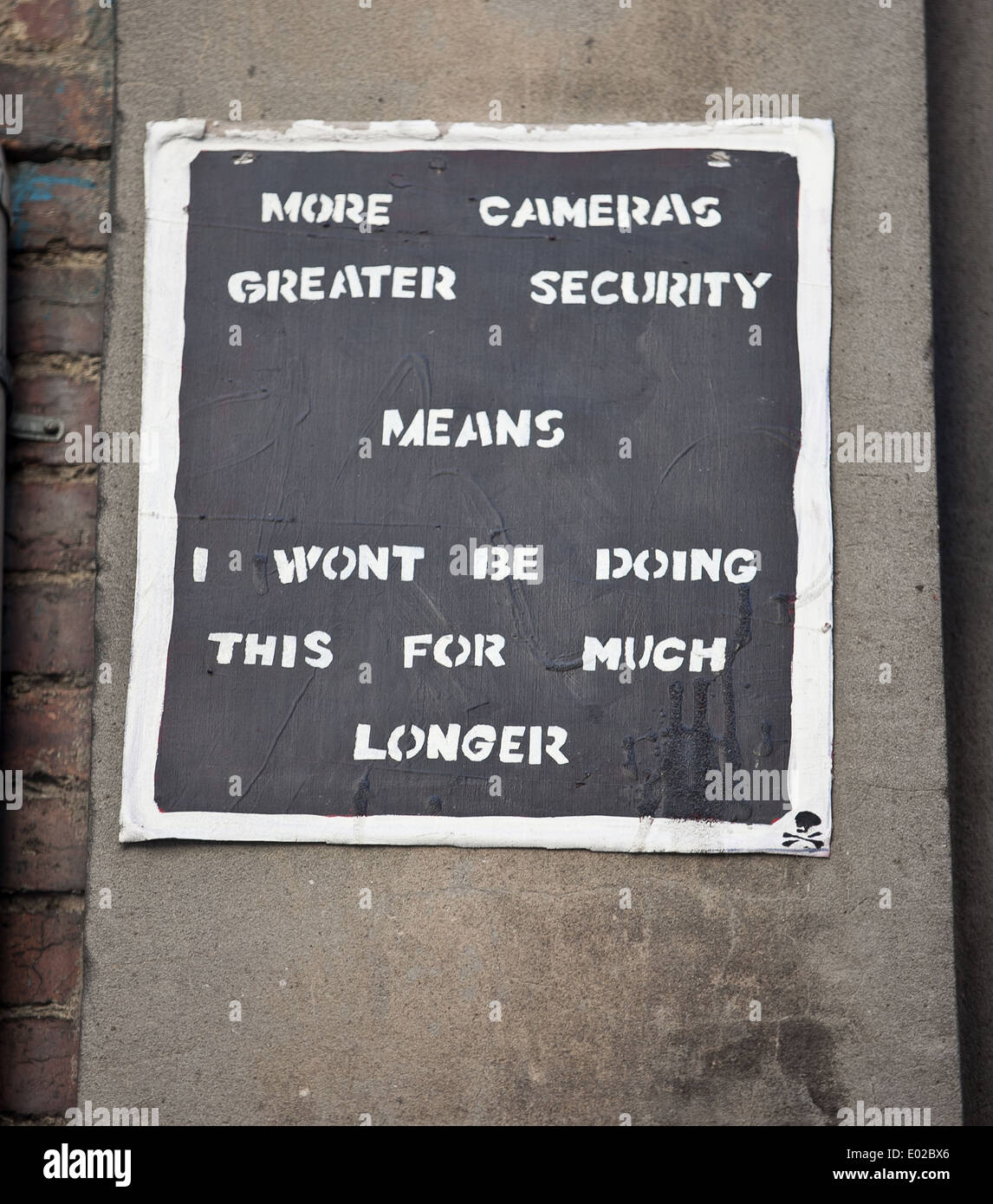 Cctv camera graffiti hi-res stock photography and images - Alamy