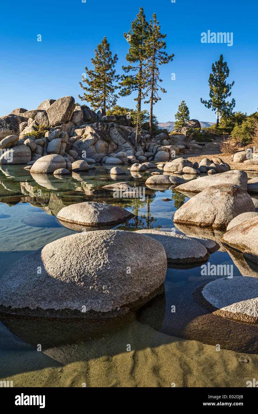 Lake tahoe cove hi-res stock photography and images - Alamy