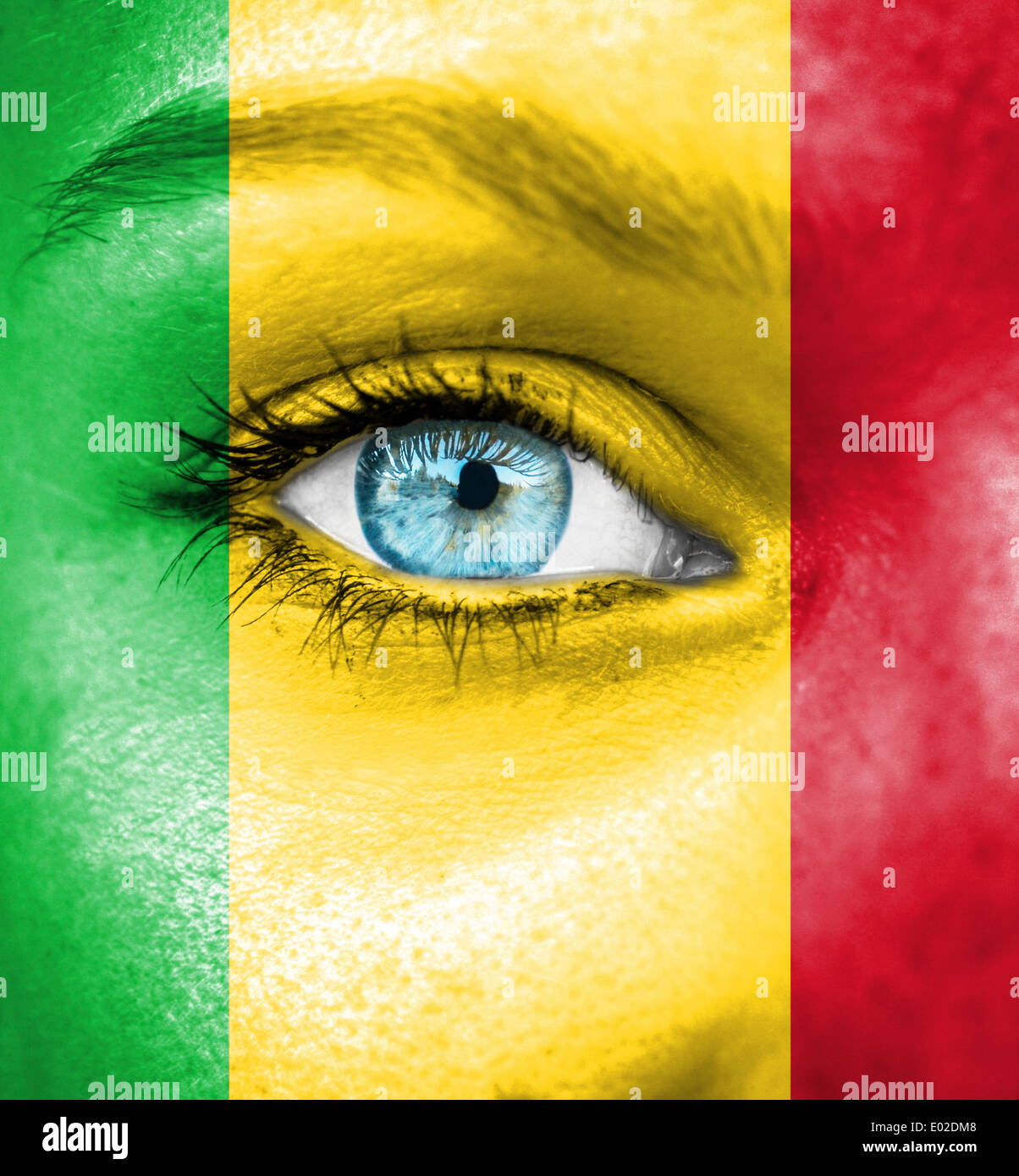 Mali woman blue hi-res stock photography and images - Alamy