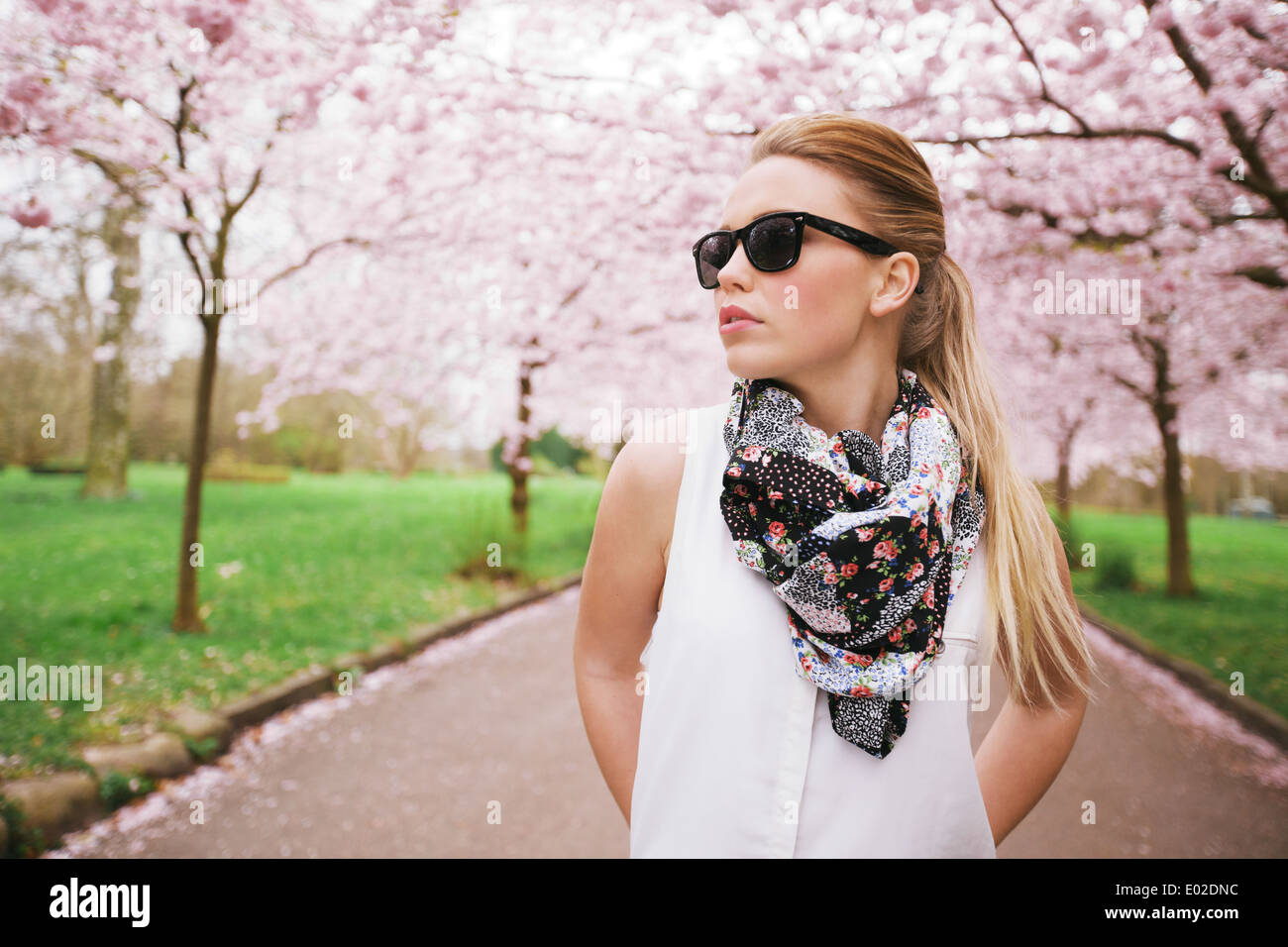 Spring model hi-res stock photography and images - Alamy