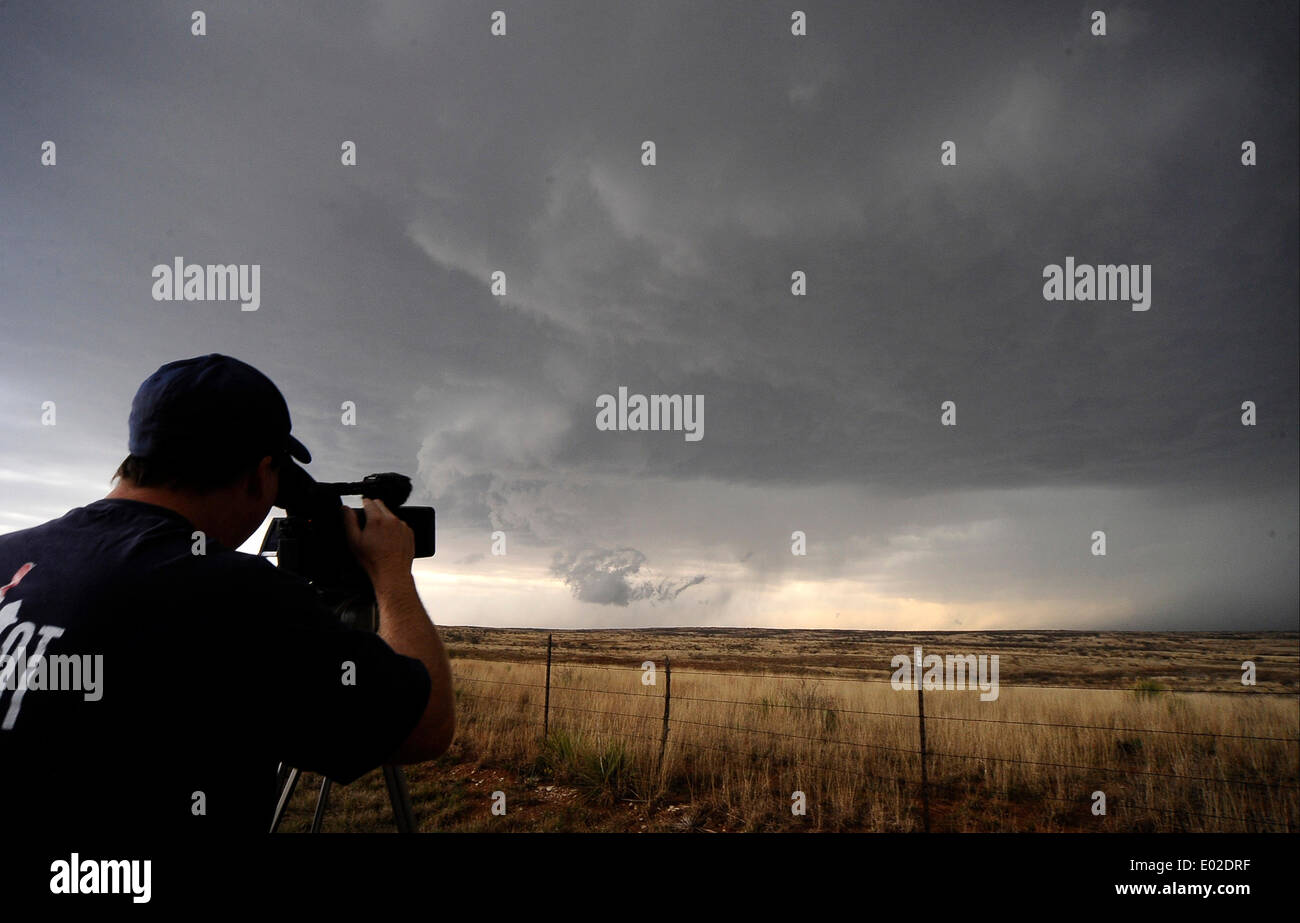 Storm chaser tornado video hi-res stock photography and images - Alamy
