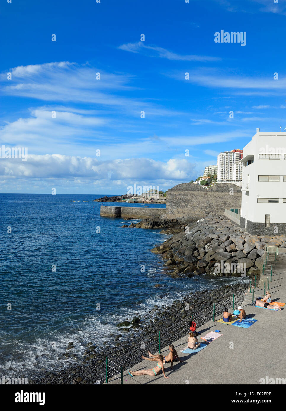 Seafront promenade funchal madeira hi-res stock photography and images ...