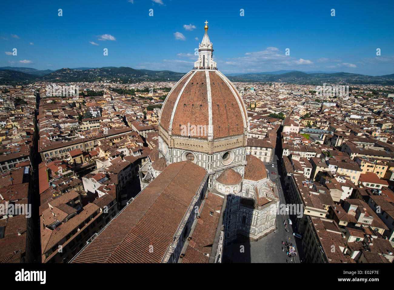 Cathedral from above hi-res stock photography and images - Alamy
