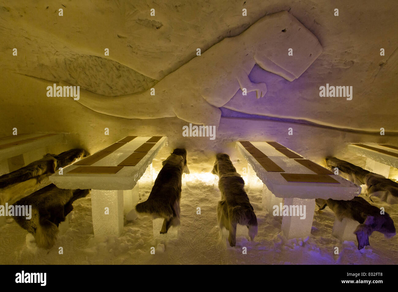 Tables and benches hi-res stock photography and images - Alamy