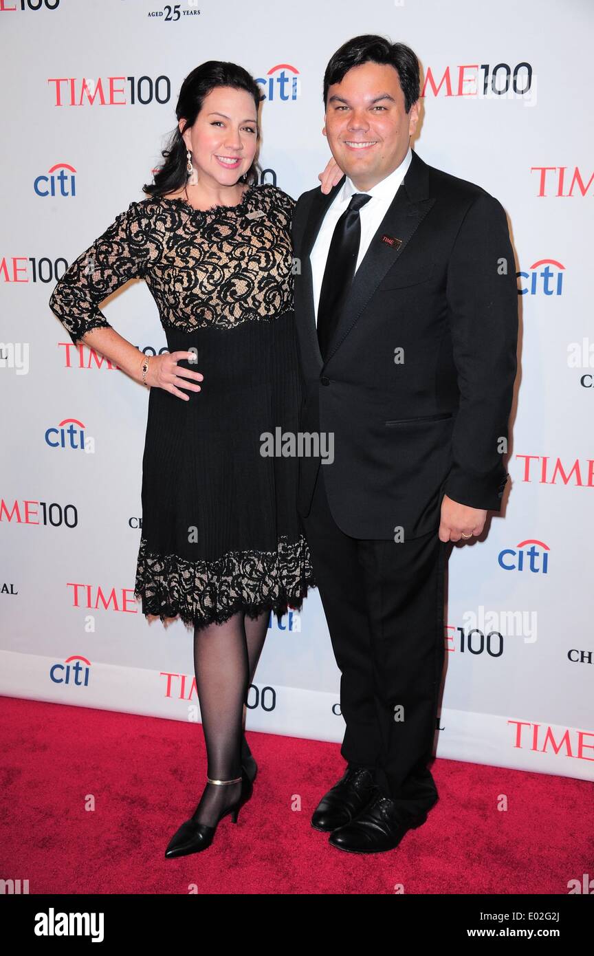 New York, NY, USA. 29th Apr, 2014. Kristen Anderson-Lopez, Robert Lopez ...