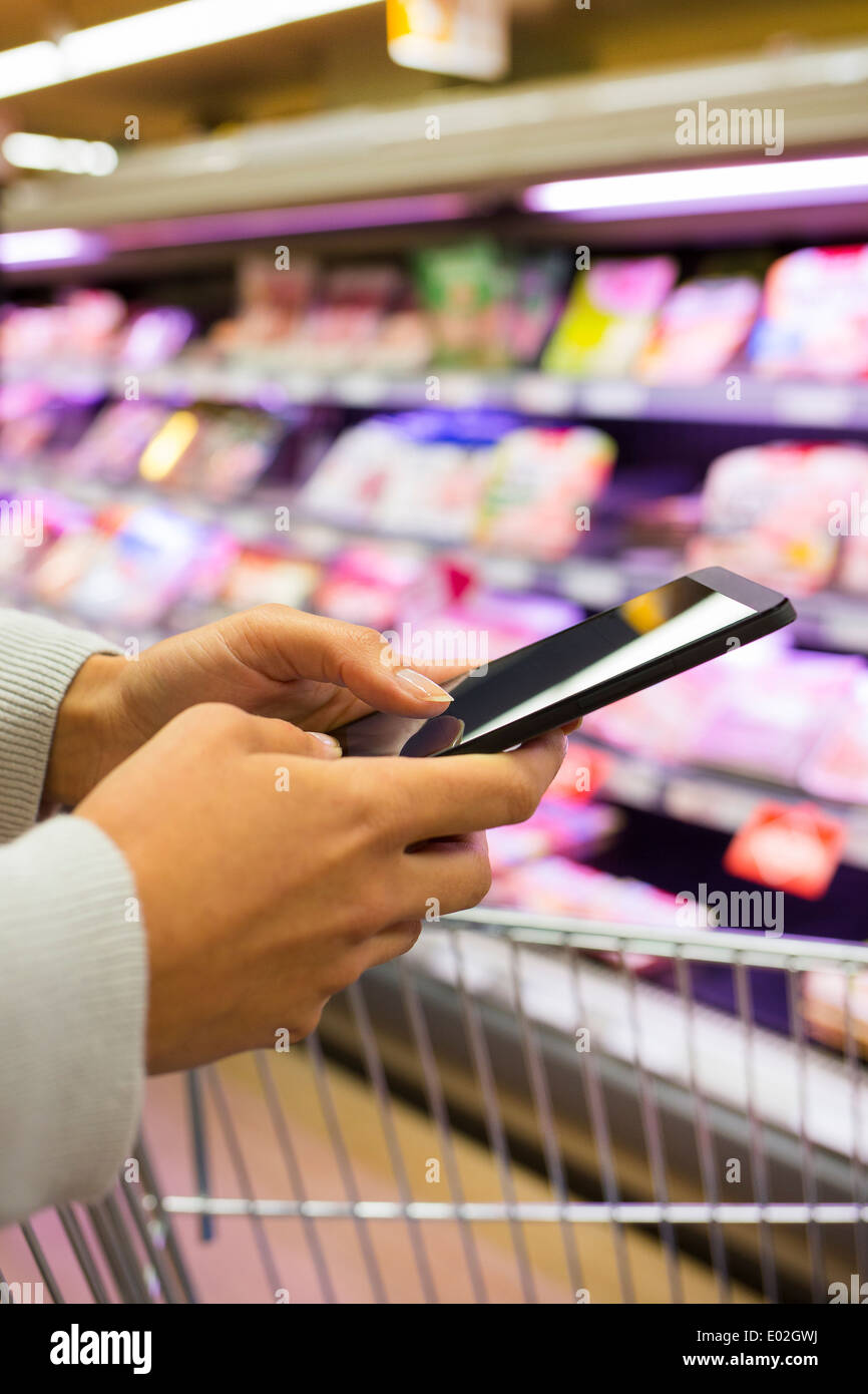 Cell phone store hi-res stock photography and images - Alamy