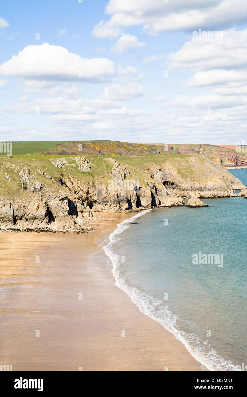 Elevated view of Barafundle Bay, Pembrokeshire, West Wales Stock Photo ...