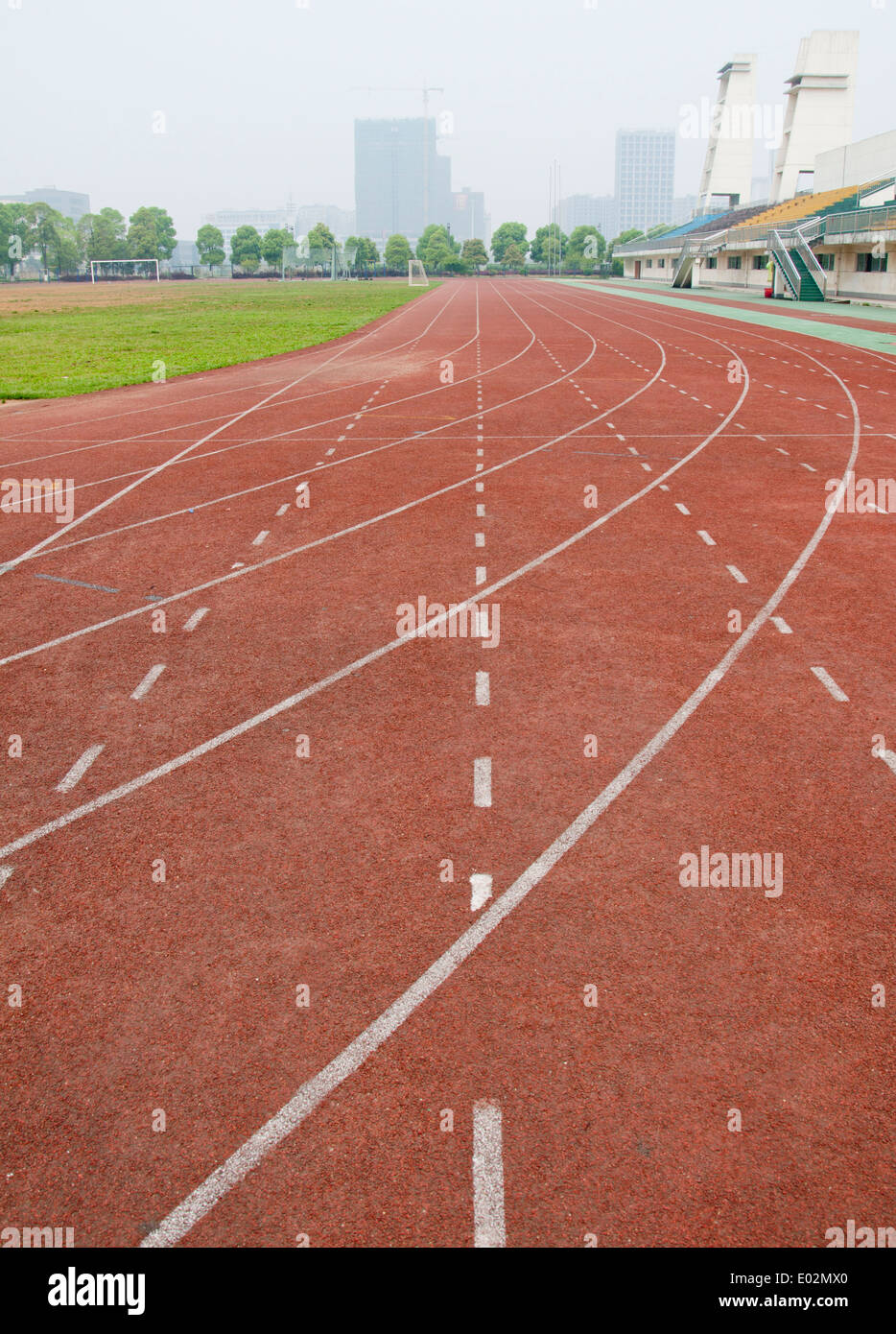 Olympic track run hi-res stock photography and images - Alamy