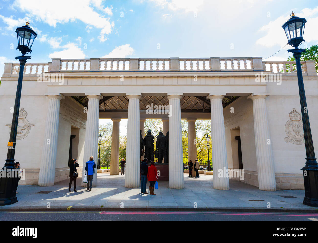 Bomber Command Memorial in Green Park London Stock Photo - Alamy