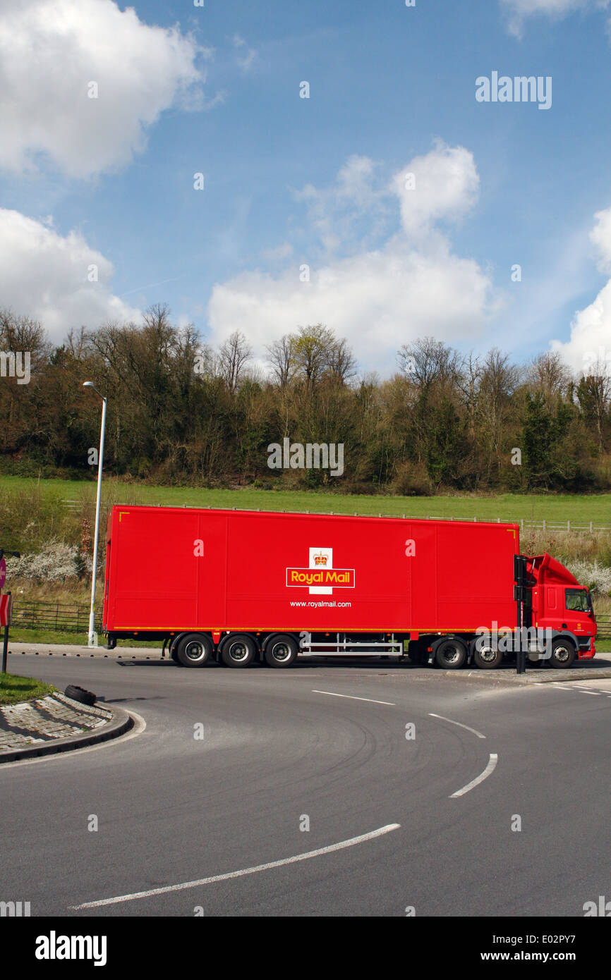 Royal mail truck hi-res stock photography and images - Alamy