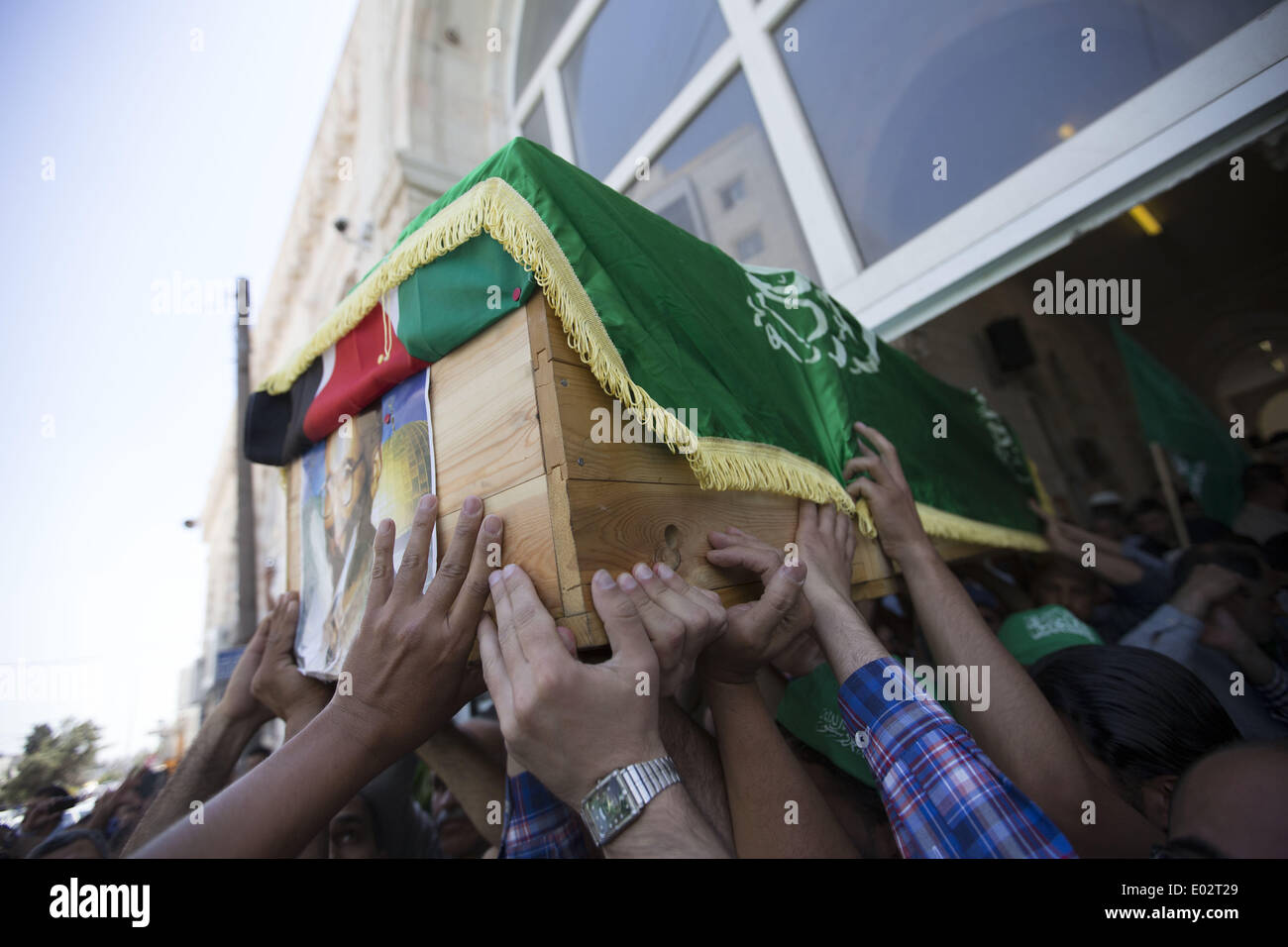 Mustafa funeral hi-res stock photography and images - Alamy