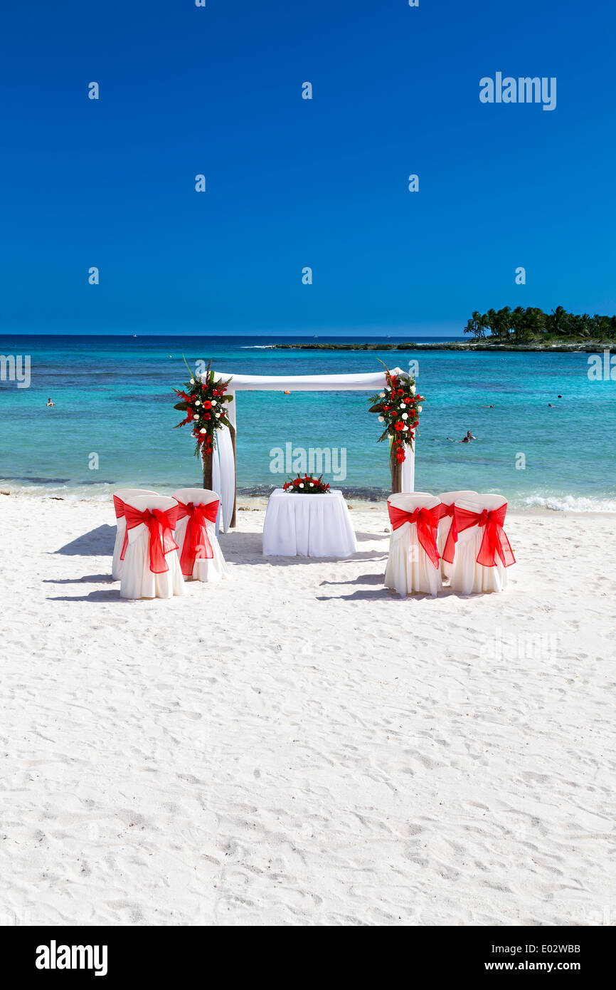 Mexican riviera wedding hi-res stock photography and images - Alamy