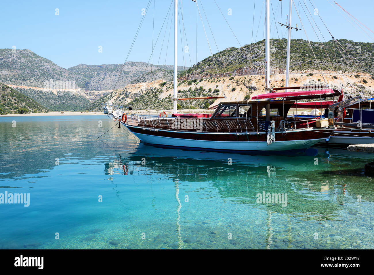Yacht in harbor mediterranean hi-res stock photography and images - Alamy