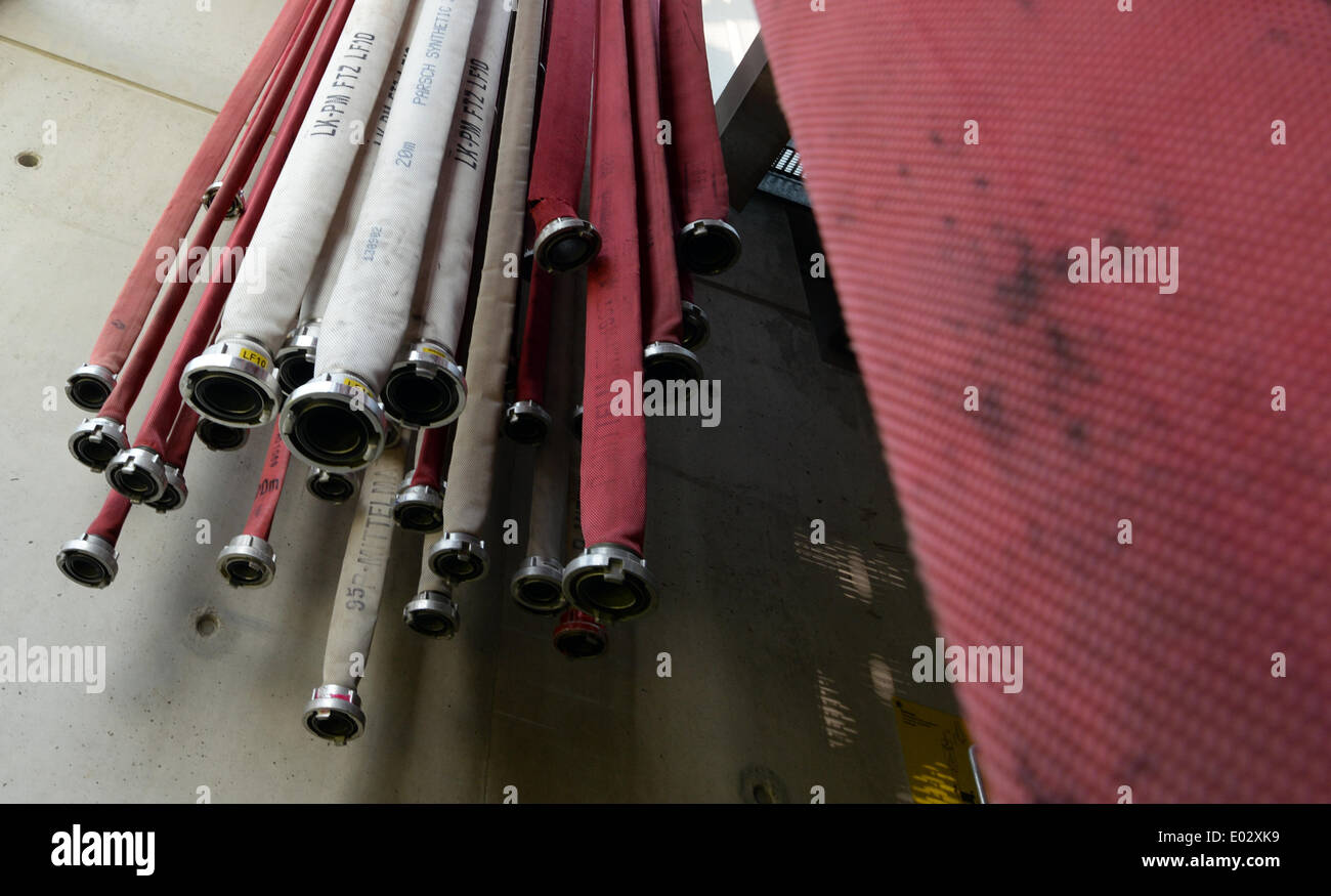 Tower to dry fire hoses hi-res stock photography and images - Alamy