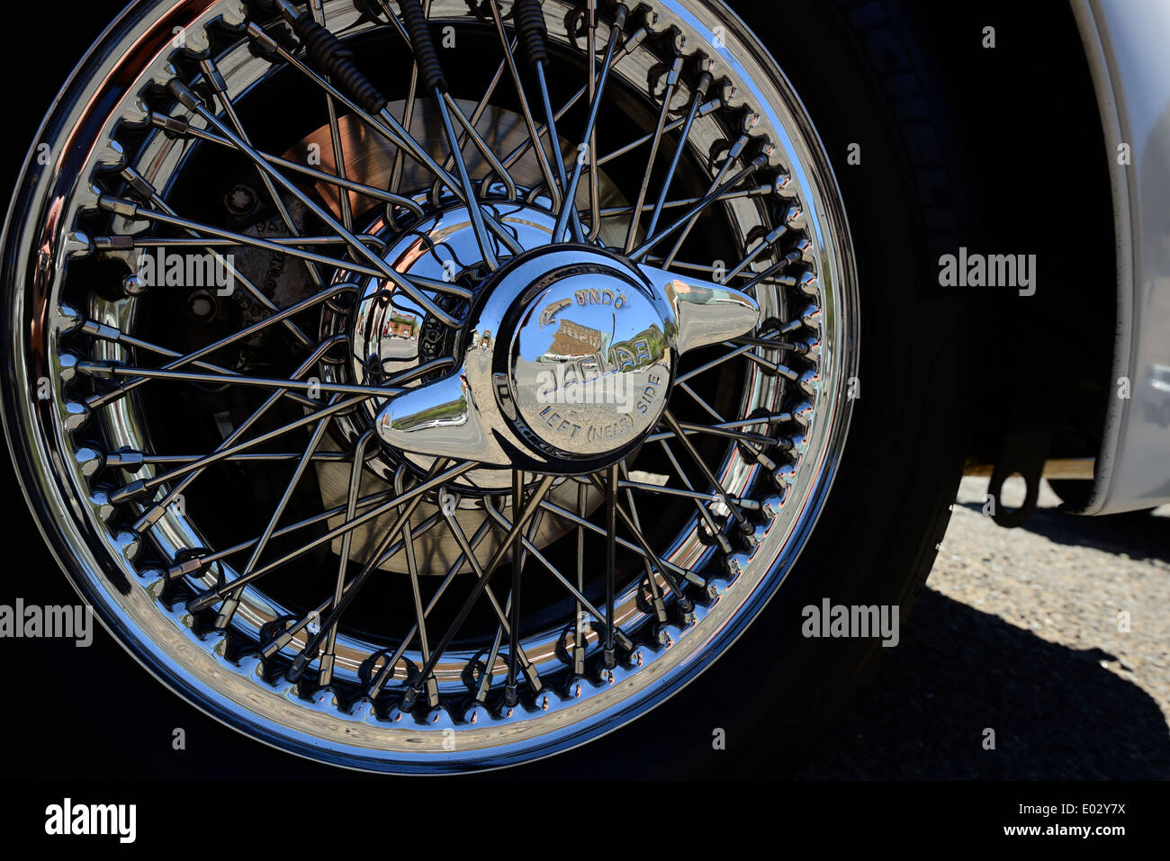 Classic jaguar wire wheel hi-res stock photography and images - Alamy
