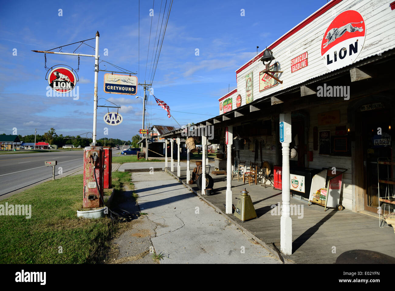 Vintage signs along the roadside Stock Photo - Alamy