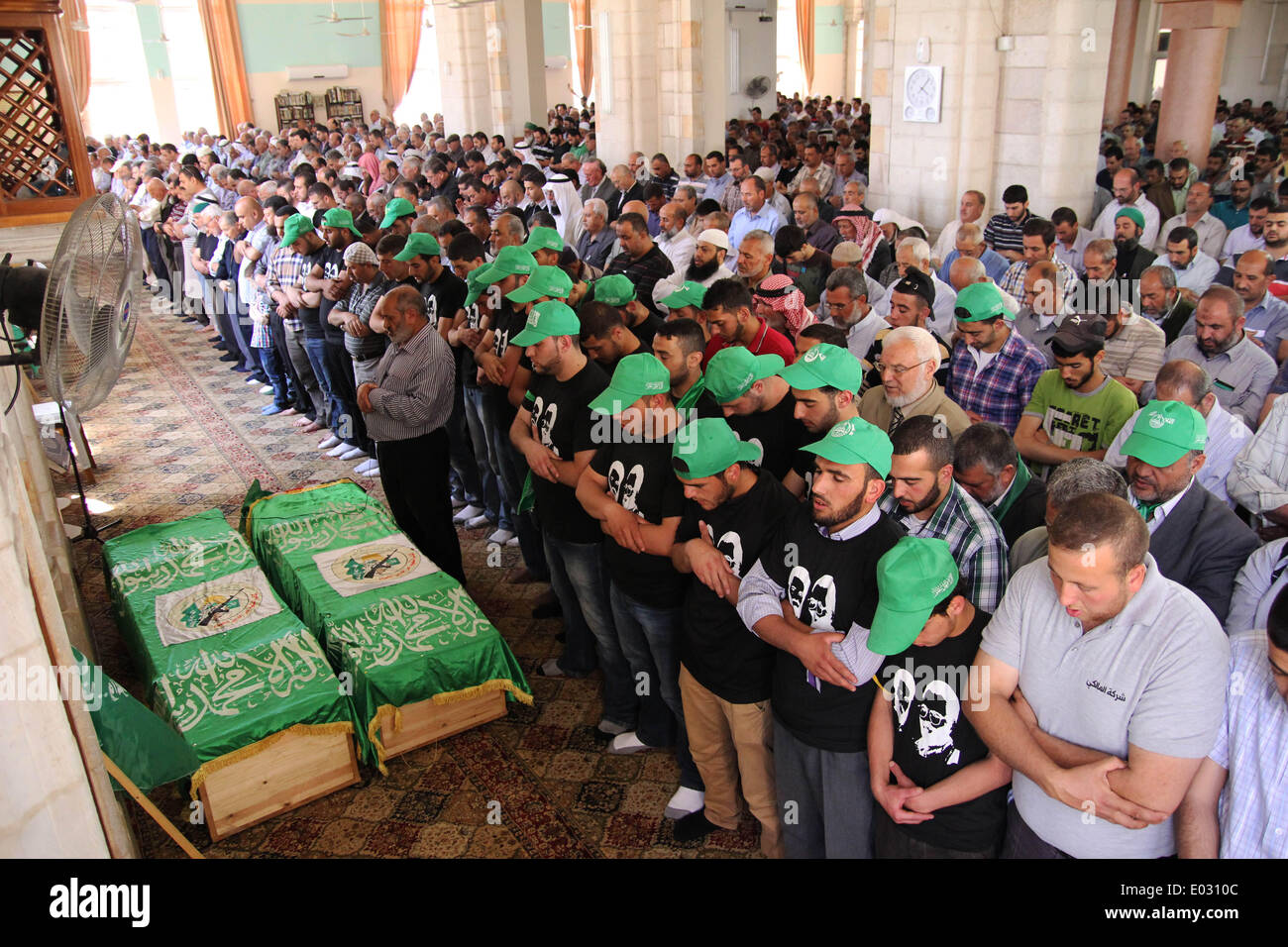 Ramallah, Palestinian Territories. 30th Apr, 2014. RAMALLAH, PALESTINE ...