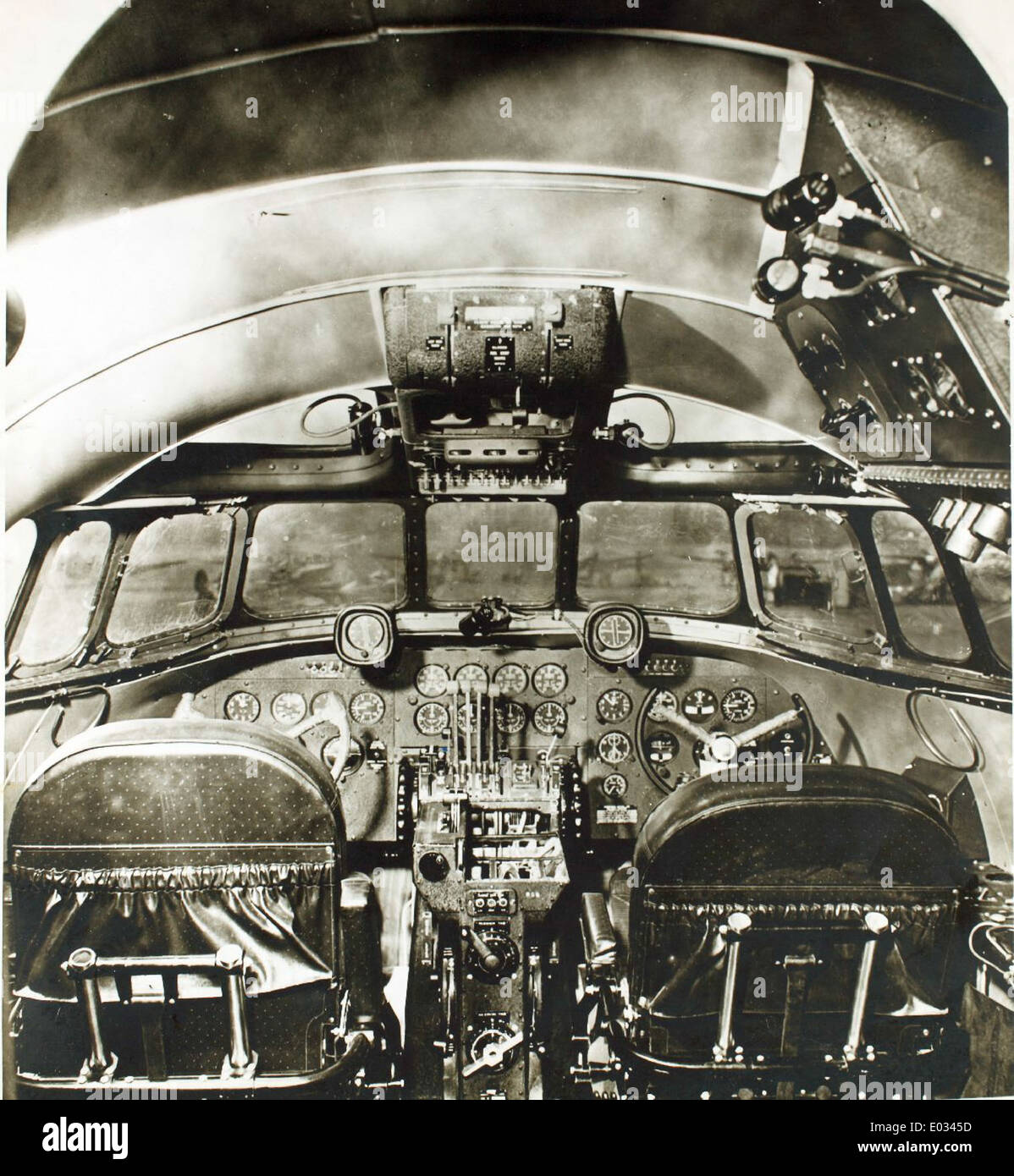 Lockheed Super Constellation Cockpit
