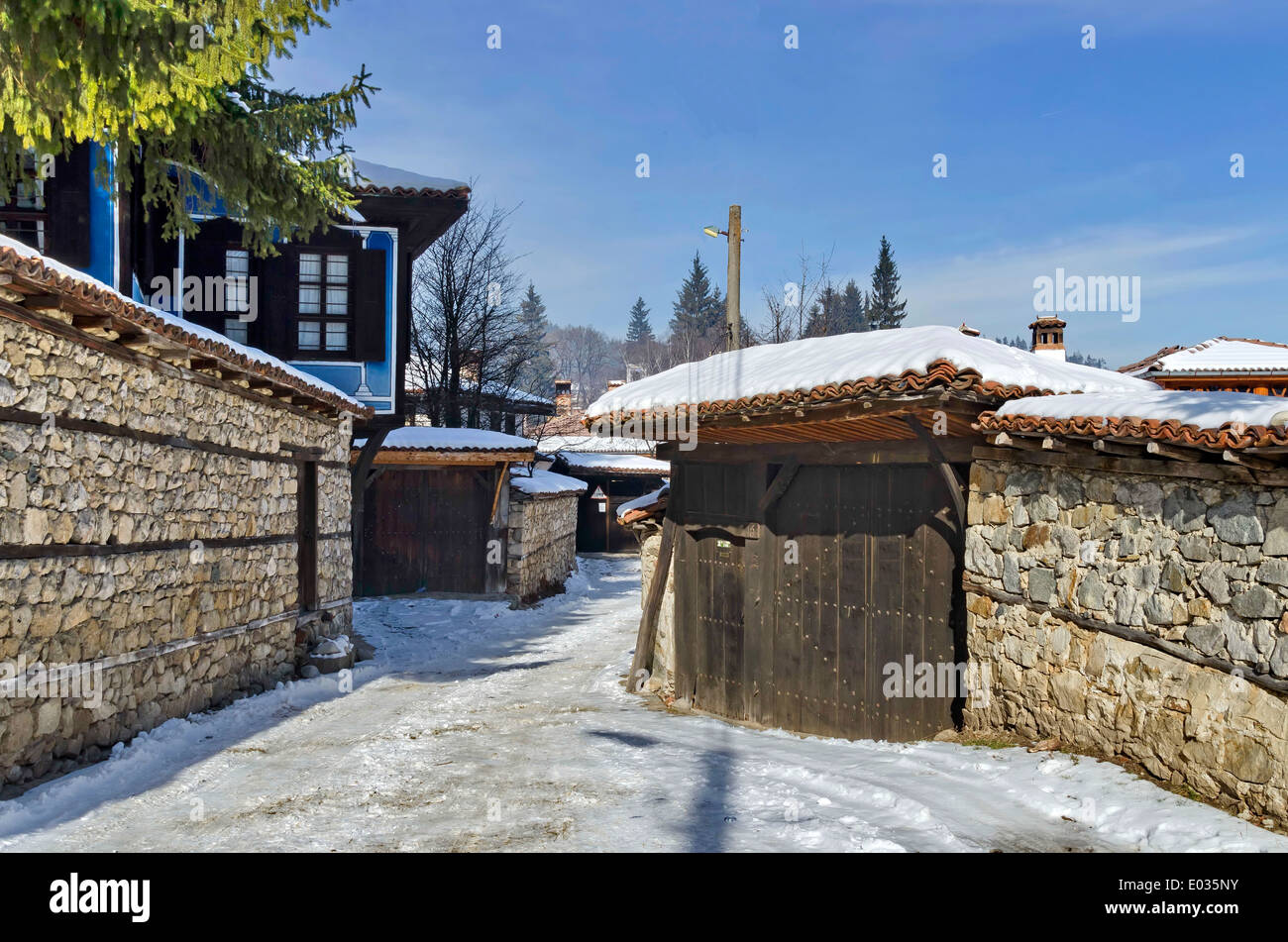 Ancient house with two-leaved wood entrance door in town Koprivshtitsa ...