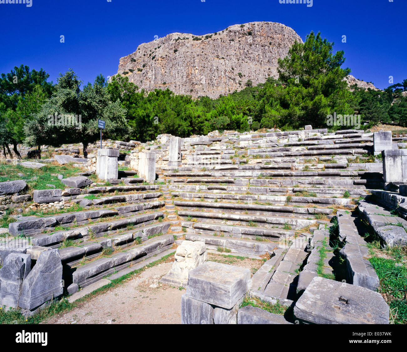Roman ancient meeting hi-res stock photography and images - Alamy