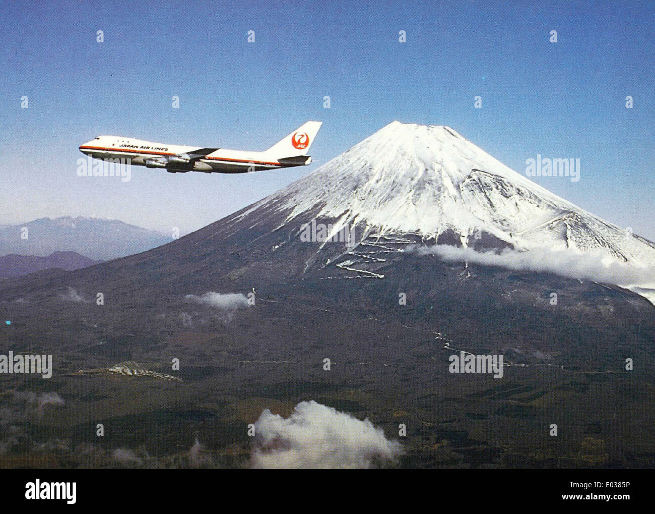 This image features a Boeing 747-200, a major milestone in commercial ...