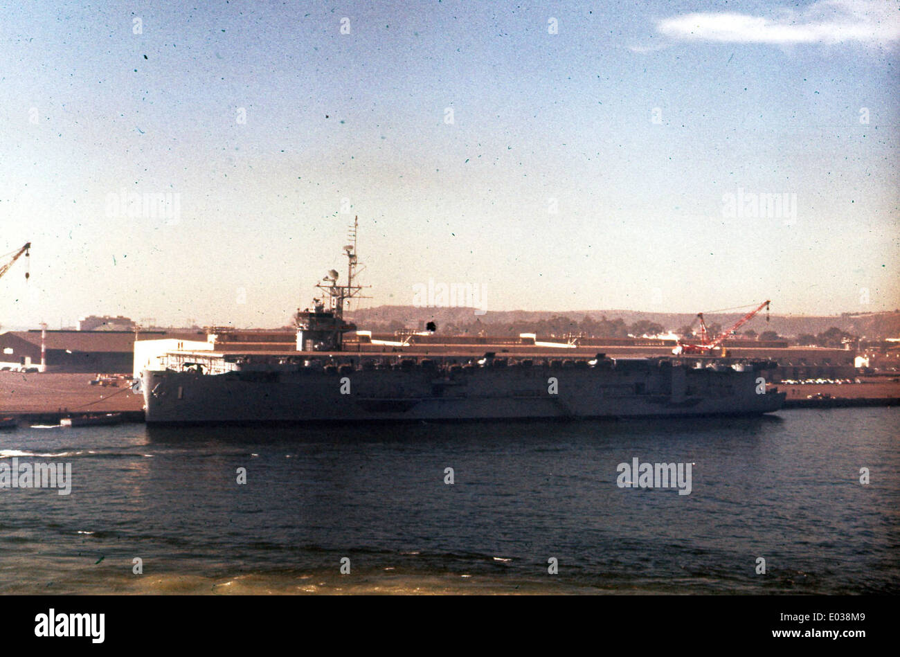 Cve ship hi-res stock photography and images - Alamy