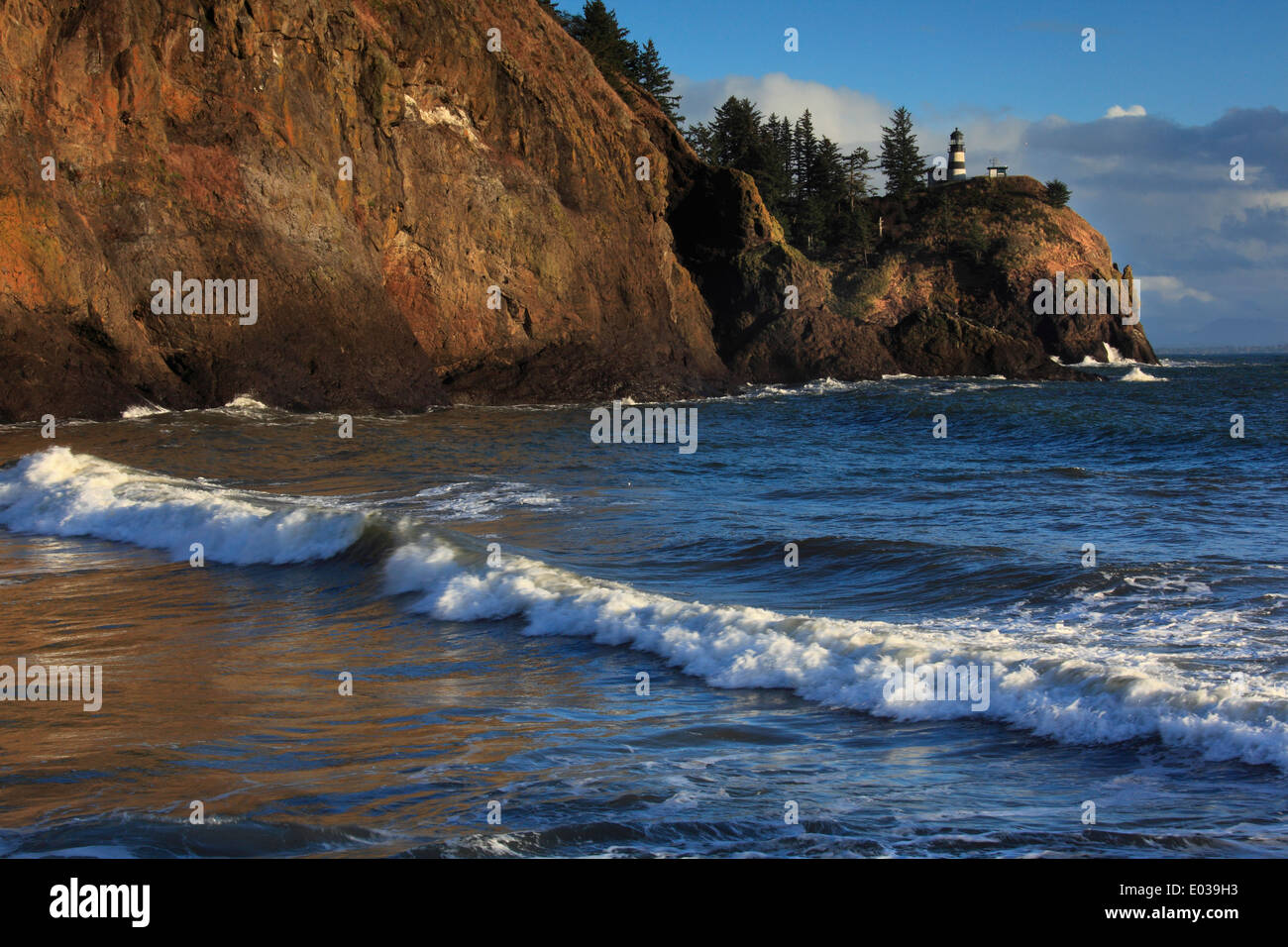 Photo of the Cape Disappointment Lighthouse Fort Canby State Park ...