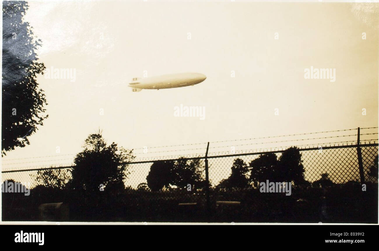 Deutsche zeppelin reederei hi-res stock photography and images - Alamy