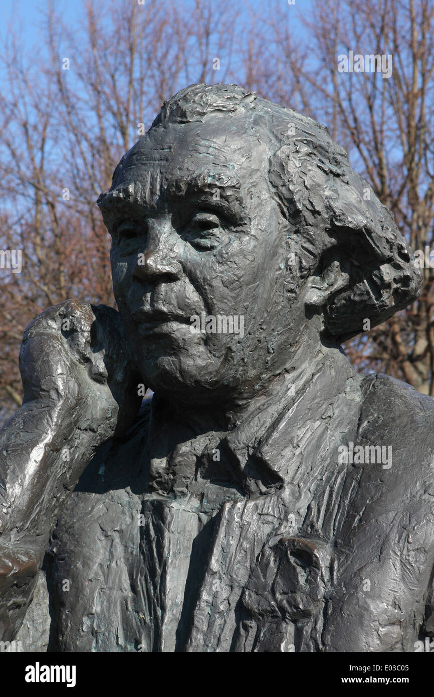 Gustav ernesaks memorial hi-res stock photography and images - Alamy