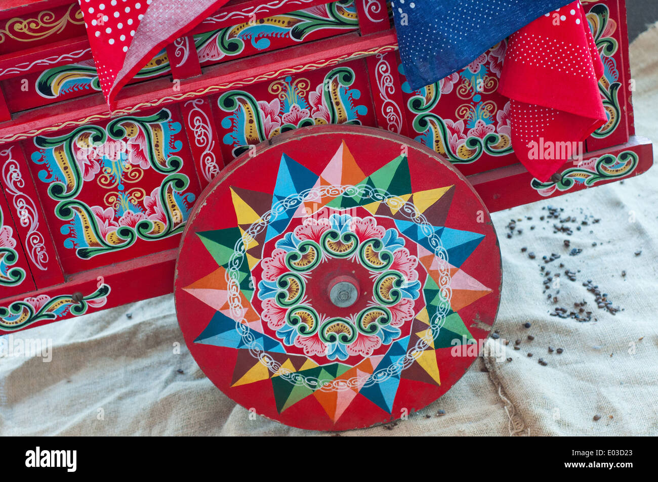 Traditional "Hand painted" ox cart Costa Rica Stock Photo - Alamy