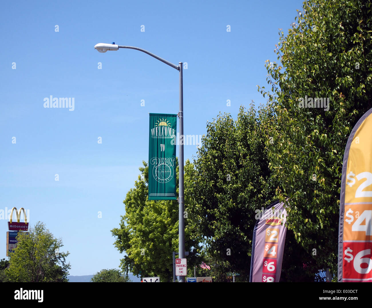 Dixon California banner hangs from street light Stock Photo - Alamy