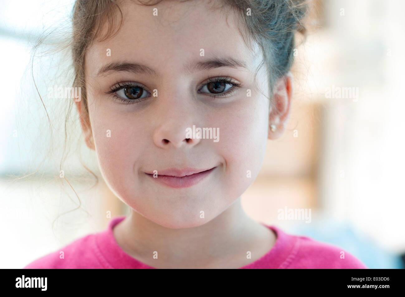 Close up shot girl hi-res stock photography and images - Alamy