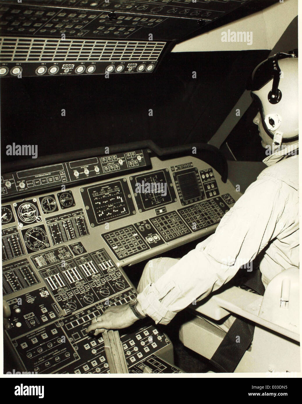 This photo features the B9U cockpit mock-up used in the Space Shuttle ...