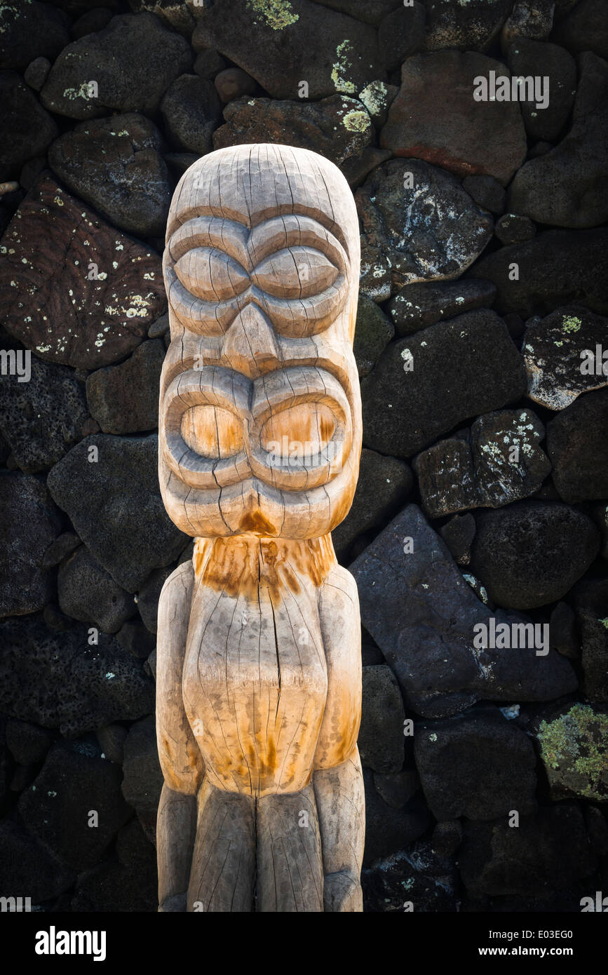 Tiki tikis hi-res stock photography and images - Alamy